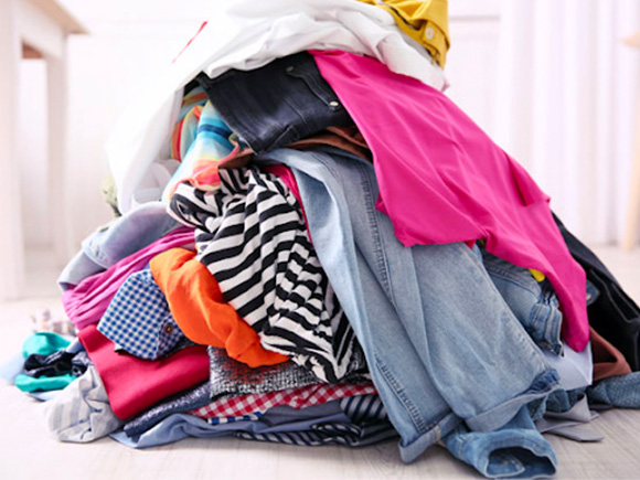 What is Second-hand Clothing: A Comprehensive Guide | Indetexx